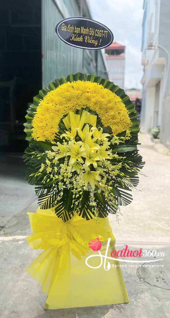 Hoa tươi hcm : Vòng hoa tang lễ chia buồn ý nghĩa